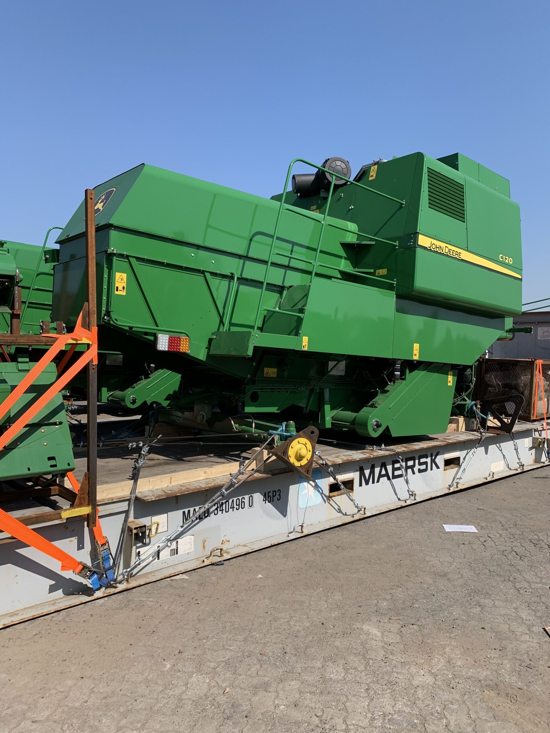 Out of gauge cargo (OOG) – TG Cargo Inc.